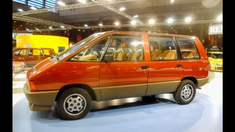 A Garagem do BB: Grancar Futura, a primeira minivan nacional ...